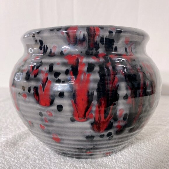 Vintage | Accents | Vintage 978 Ceramic Pottery Grey Black Red Glaze ...